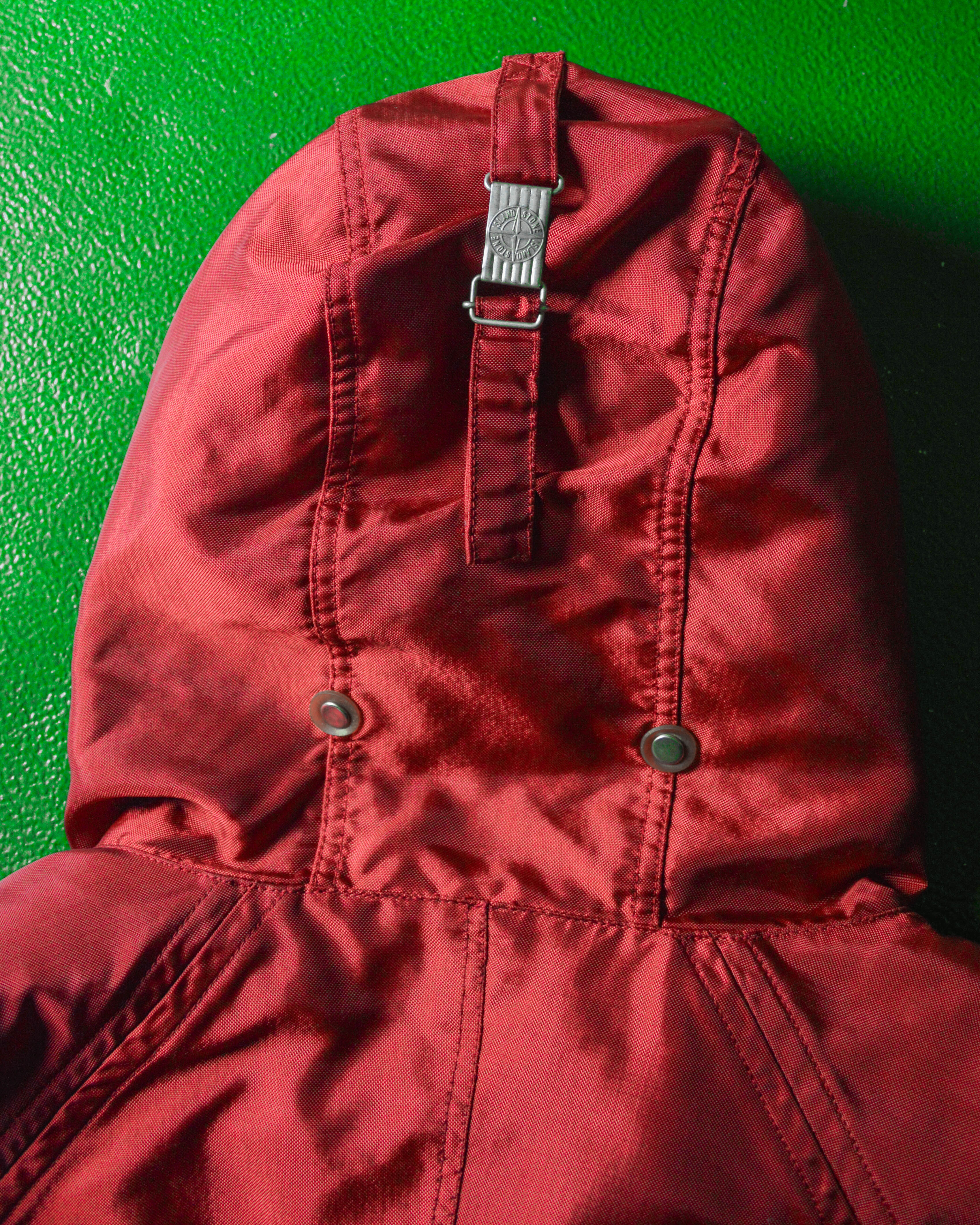 Stone Island Vintage AW1992 Formula Steel Shimmer Red Stone Island Vintage AW1992 Formula Steel Shimmer Red